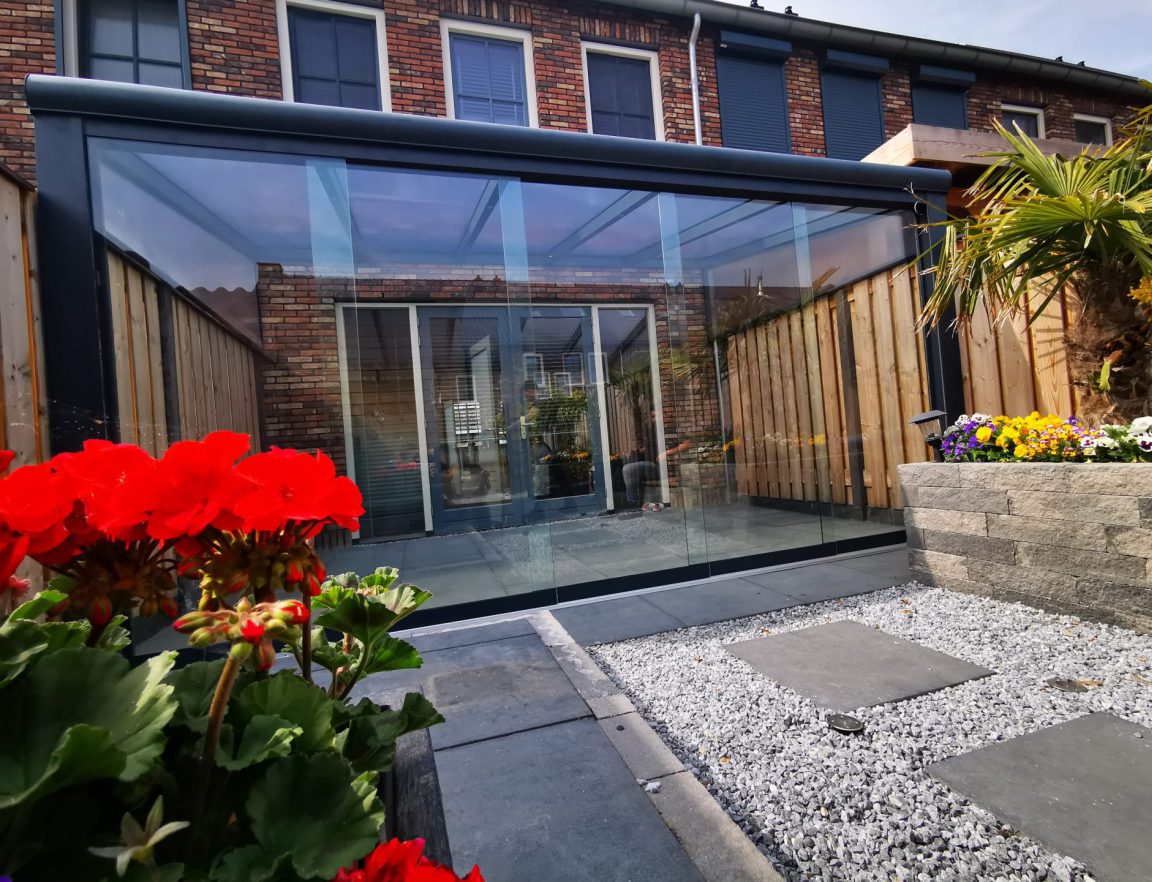 Glazen Veranda Laten Plaatsen voor een comfortabele zitplek | MB Veranda